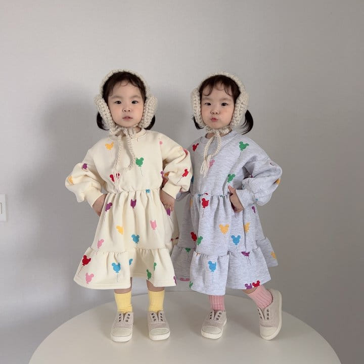 Balloon Fleece One-piece - KKAMI